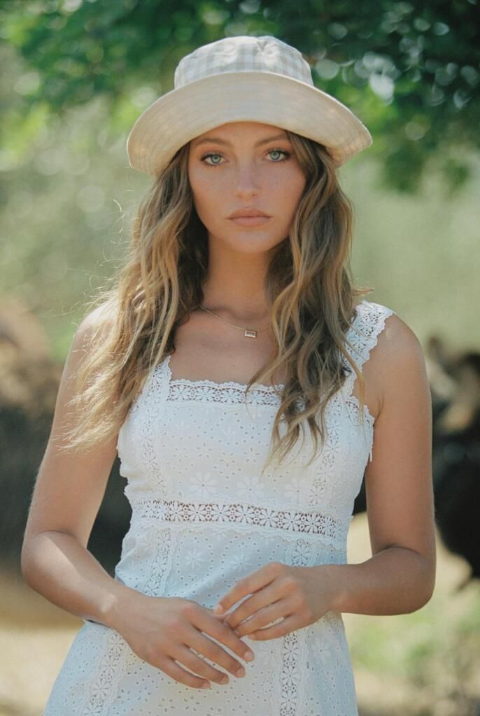 Bibi – Deva Models